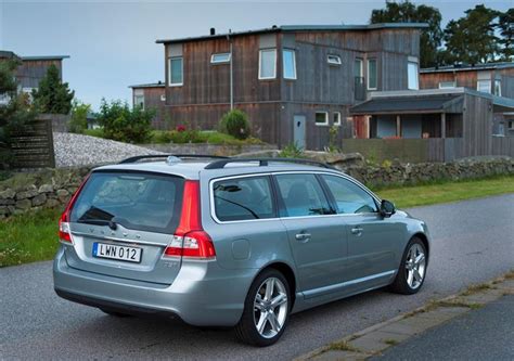 2016 Volvo V70 News And Information