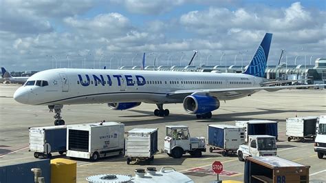 Chicago Ord ~ Los Angeles Lax United Airlines Boeing 757 300