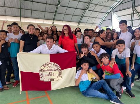 Mab 111 Piloto Do Maior Avião De Passageiros Do Mundo Recebe Homenagem