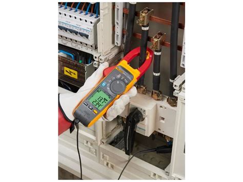 Fluke 378 FC - Non-Contact Voltage True-RMS AC/DC Clamp Meter with ...