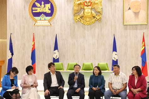 Хан Уул дүүрэгт 20 сургууль 14 цэцэрлэг барьж байна