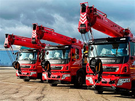 Харківські енергетики отримали сучасні автокрани Daewoo Wheel News
