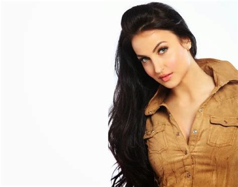 Elli Avram Hot Sizzling Hd Pics Photos Images Pictures Page 2