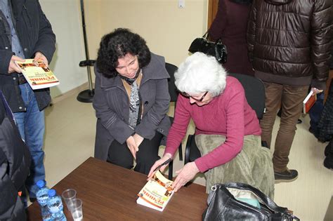 ВТУ Катедра Нова и най нова история на България Среща разговор с проф Цветана Георгиева