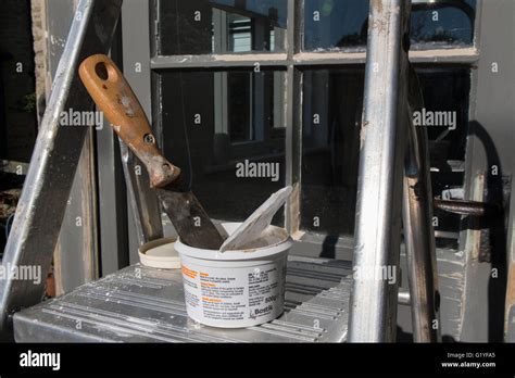 Window Putty Stock Photos Window Putty Stock Images Alamy