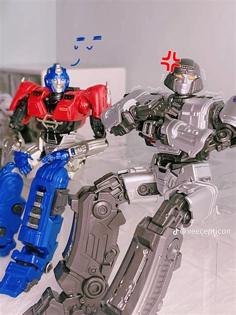 Aaa Cute Not A Gay Ship Creds To Veecepticon On Tiktok Transformers Starscream