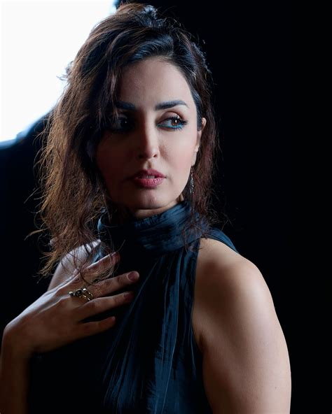 به پاس عکاسی‌ جذاب نیما که برام این قاب‌ها رو به یادگار گذاشت من اصولن