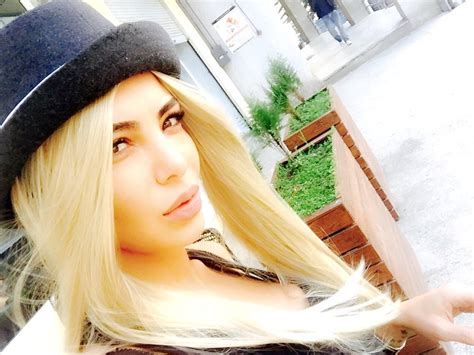 ლამაზები