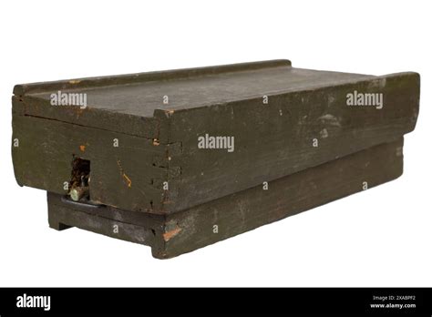 The Pmd 6 Pmd 7 And Pmd 57 Series Primitive Land Mine From Soviet