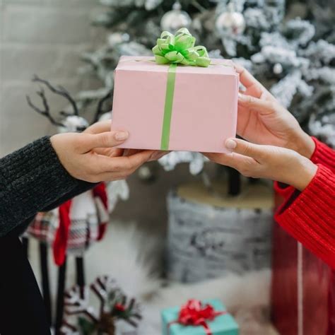 Christmas Gift Ideas in 2021 for Daughter in Law