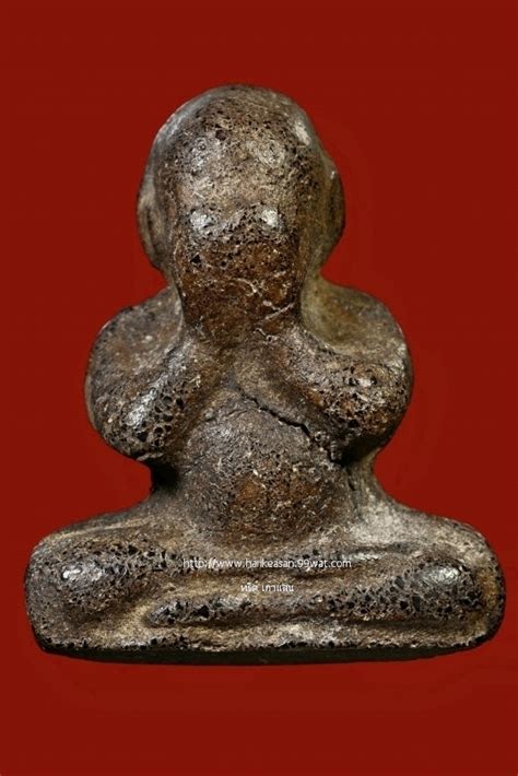 พระปิดตาเนื้อผงคลุกรักพิมพ์ฉลูดกรุใหม่ หลวงปู่เอี่ยม วัดสะพานสูง จ นนทบุรี หริด์ เก้าแสน