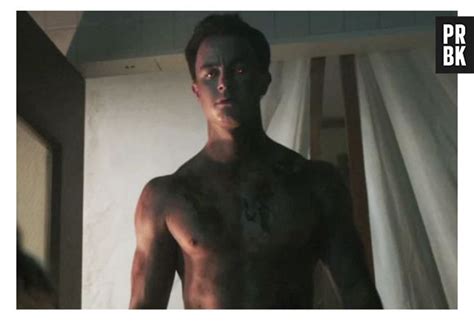 Foto Em Teen Wolf Parrish Ryan Kelley é Um Hellhound Purebreak