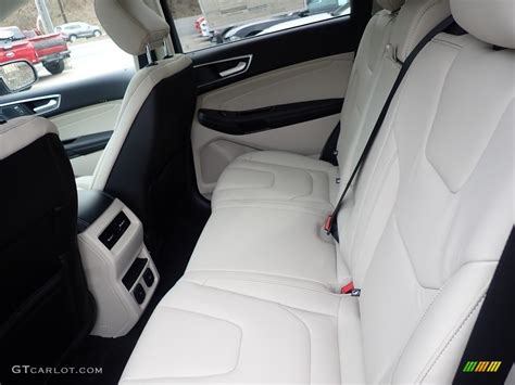 Soft Ceramic Interior 2020 Ford Edge Titanium Awd Photo 137517570