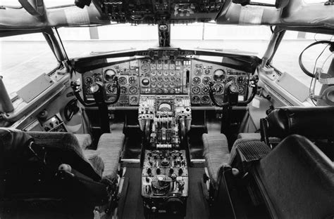 Boeing 707 Flight Manuals