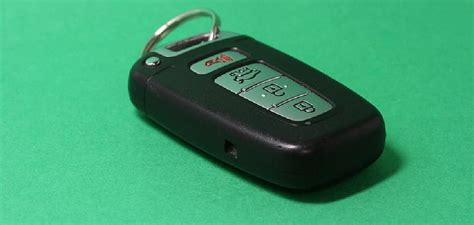 How To Open Hyundai Key Fob 10 Easy Methods 2025