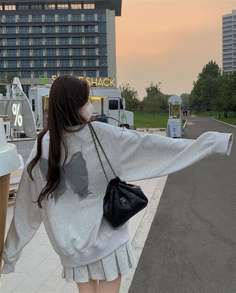 리본 쭈리 셋업 러블리 리본 플레어 맨투맨 미니 스커트 세트 원피스 투피스 에이블리