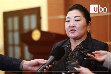 ТОДРУУЛГА Хот тохижилтын 400 гаруй ажилчин ажиллаж халтиргаа