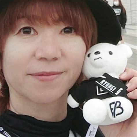 ひろちゃん Hiro Love Neko • Threads Say More