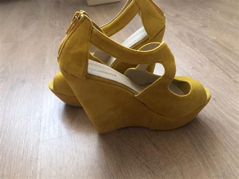 Босоніжки на платформі — ціна 199 грн у каталозі Босоніжки Купити жіночі речі за доступною ціною