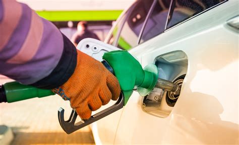 Розничные цены на бензин и дизель в Украине выросли в 2024 году Читайте на Ukr Net