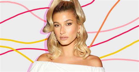 Hailey Biebers Wedding Dress Looked A Lot Like Meghan Markles