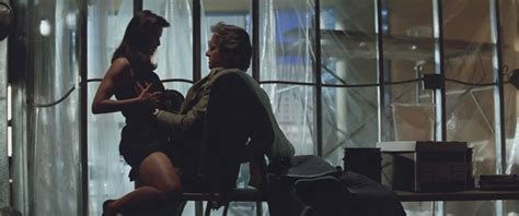 Naked Demi Moore In Disclosure