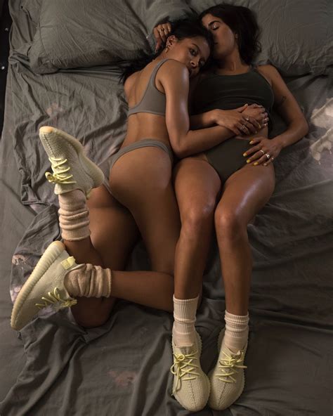 Yeezy Boost V Promowane W Kontrowersyjnej Kampanii