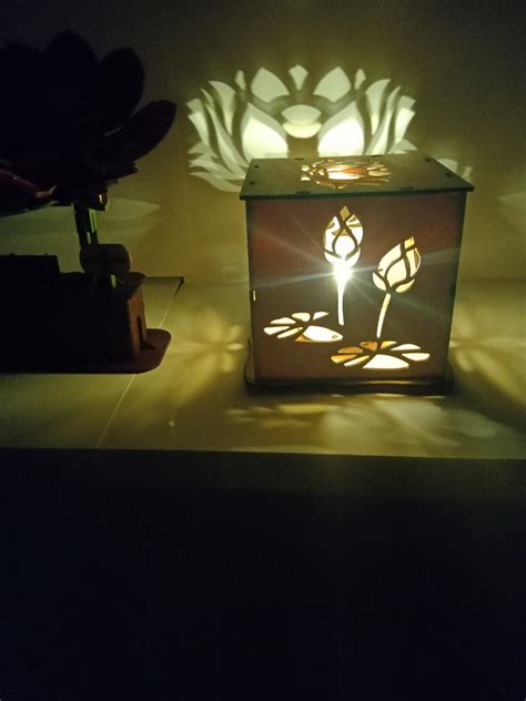 Hộp Light Box Hoa Sen Popup Model