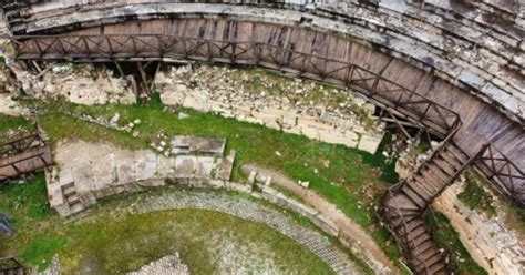 Се обновува дрвената конструкција на Античкиот театар во Охрид Skopjeinfo Mk