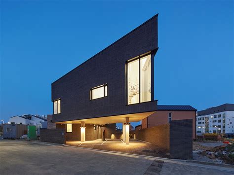 에이플래폼 Song House 형제의 집 ─ 다양한 취미 생활을 즐기는 형과 단란한 가족을 꾸려