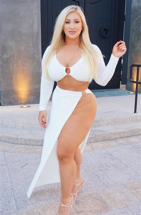 Pin En Taya Christian