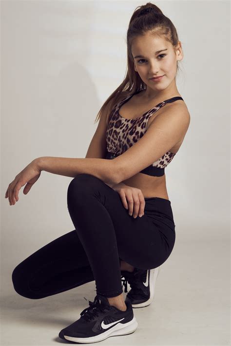 Ellen E Fashion Team Model Management