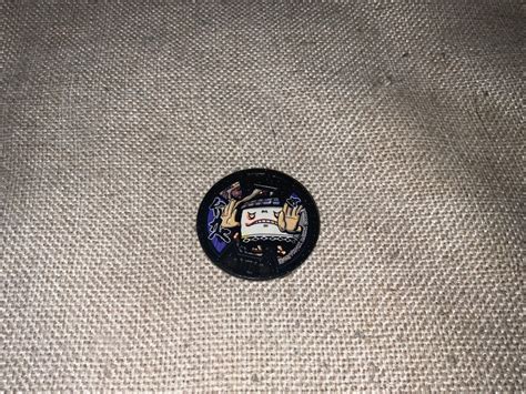 Yokai Medal B510 Hobbies And Toys Memorabilia And Collectibles Vintage Collectibles On Carousell