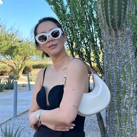 Chun Wen Tai Junjunsquare • Threads Say More