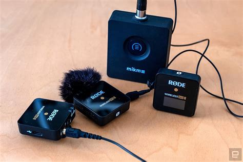 Best Micro Wireless Microphone Petals In
