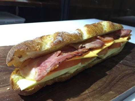 바게뜨 샌드위치마룬커피로스터스 빵순이 바게뜨 샌드위치 샌드위치