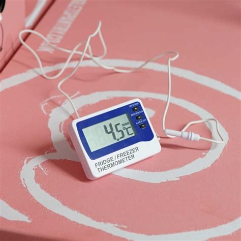 Digital Fridge Freezer Alarm Thermometer Ukas Certified Event And Food Safety