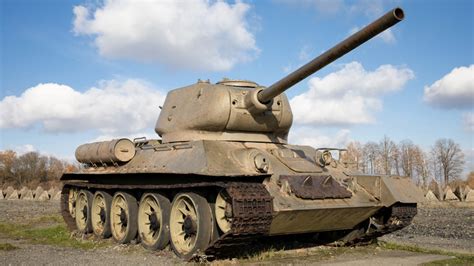 Evolution Of Tank Design From Clunky Crawlers To Modern Marvels