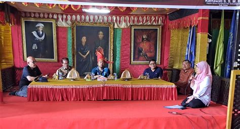 Pj Gubernur Sumbar Kunjungi Museum Balla Lompoa Lihat Langsung Ratusan Koleksi Sejarah Kerajaan