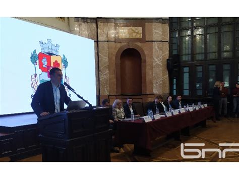 Кметът Васил Терзиев е внесъл в Общинския съвет проектобюджета на Столичната община за 2024 г