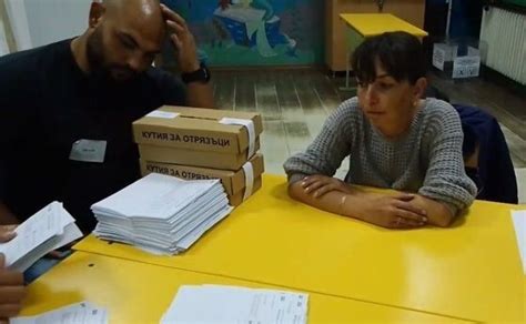 Първо в Bulnews Оставиха за постоянно в ареста членовете на СИК а в Малорад преправяли бюлетините