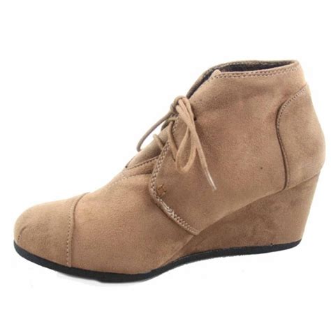 Forever 21 Shoes Forever Patricia Lace Up Taupe Wedge Boot 7 2 Nwob