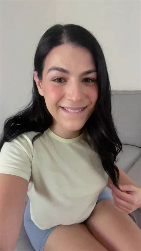 Can You Guess What Im Doing For Hump Day🥳 Scrolller