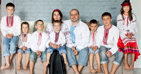 ОХУ ын сайд төрөлтийг нэмэгдүүлэх гол нөхцөл нь орон сууц гэв