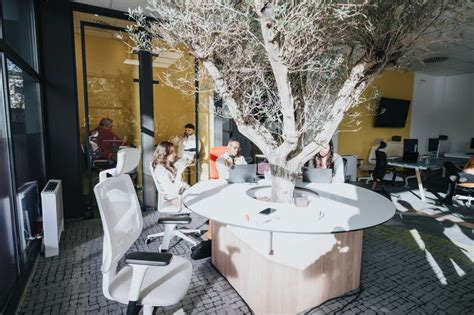 Analyzing Market Business People Collaborating In A Creative Office