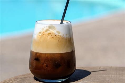 Freddo Espresso Vs Cappuccino What I Learned From A Greek Coffee