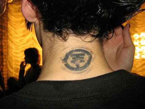 Bill Kaulitz Tattoo Tom Kaulitz Tattoo Ideas Bills Star Tattoo Tom