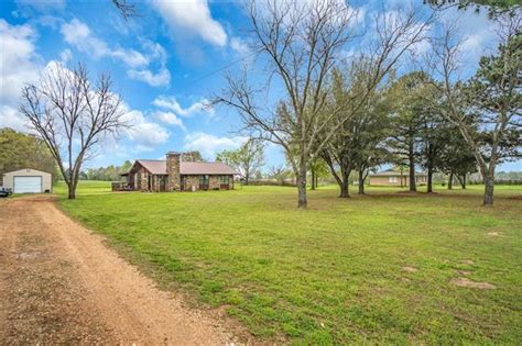 10439 Fm 1861 Eustace Tx 75124 Redfin
