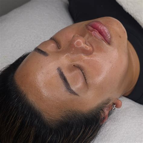 Dr Brow Microblading And Aesthetics 𝗙𝗹𝘂𝗳𝗳𝘆 𝘃𝗼𝗹𝘂𝗺𝗲 𝗧𝗮𝘁𝘁𝗶 𝗹𝗮𝘀𝗵𝗲𝘀 ︎ Long Lasting ︎super Fluffy