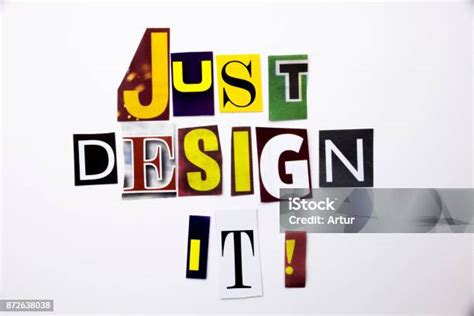 그냥 디자인 그것의 개념을 보여주는 텍스트 쓰기 단어 복사 공간 흰색 배경에 비즈니스 사례에 대 한 다른 잡지 신문 편지의 만든 0명에 대한 스톡 사진 및 기타 이미지